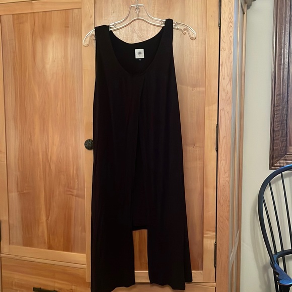 CAbi | Tops | Very Unique Cabi Tank With Long Flowing Cape Like Sides ...